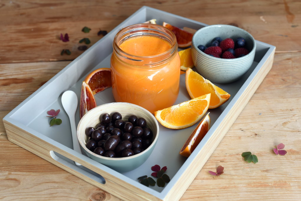 Appelsin- og gulrotjuice med ingefær - Mias Mat